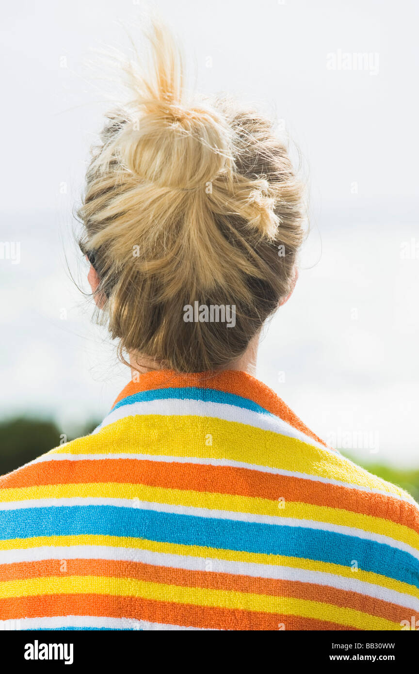 Towel around shoulder hi-res stock photography and images - Alamy