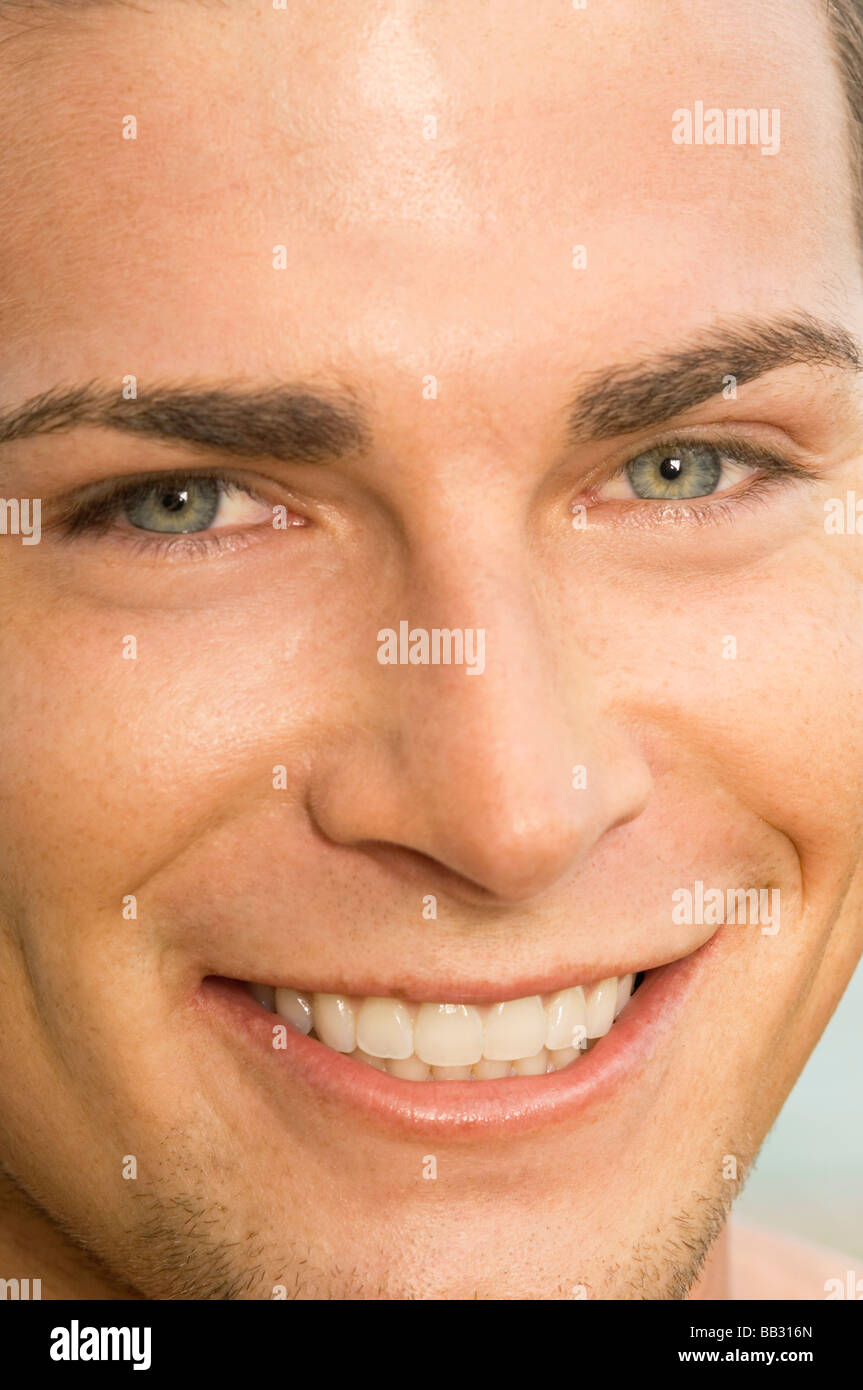 Portrait of a man smiling Stock Photo - Alamy