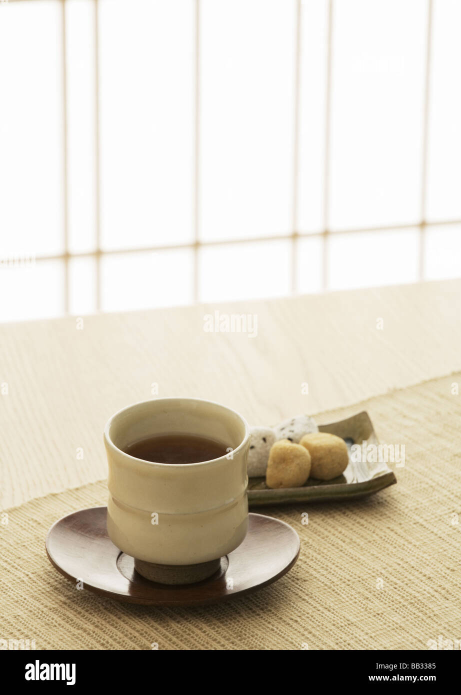 Roasted green tea Stock Photo - Alamy