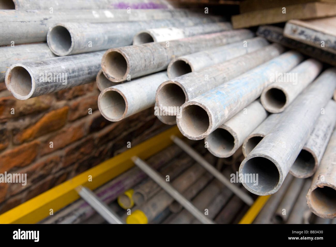 Scaffold pipes hi-res stock photography and images - Alamy