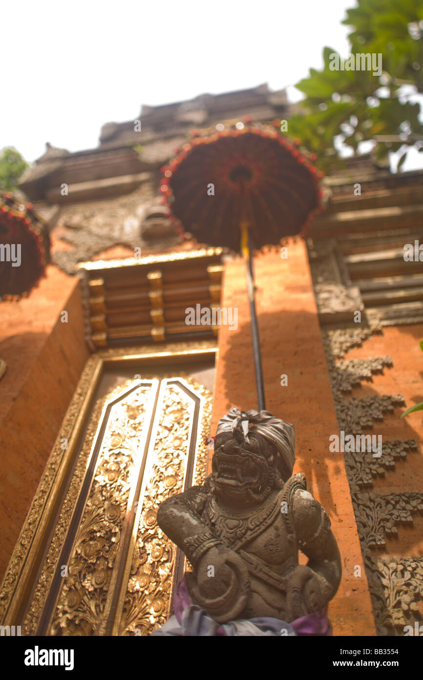 INDONESIA, Bali Province, Ubud. Ubud Palace Stock Photo - Alamy
