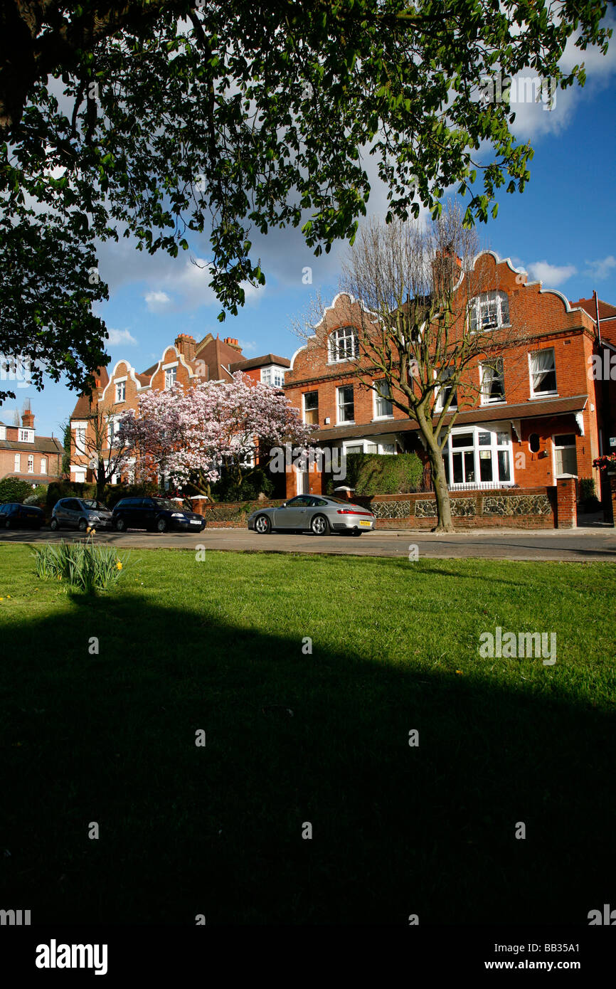 Edwardian housing hi-res stock photography and images - Alamy