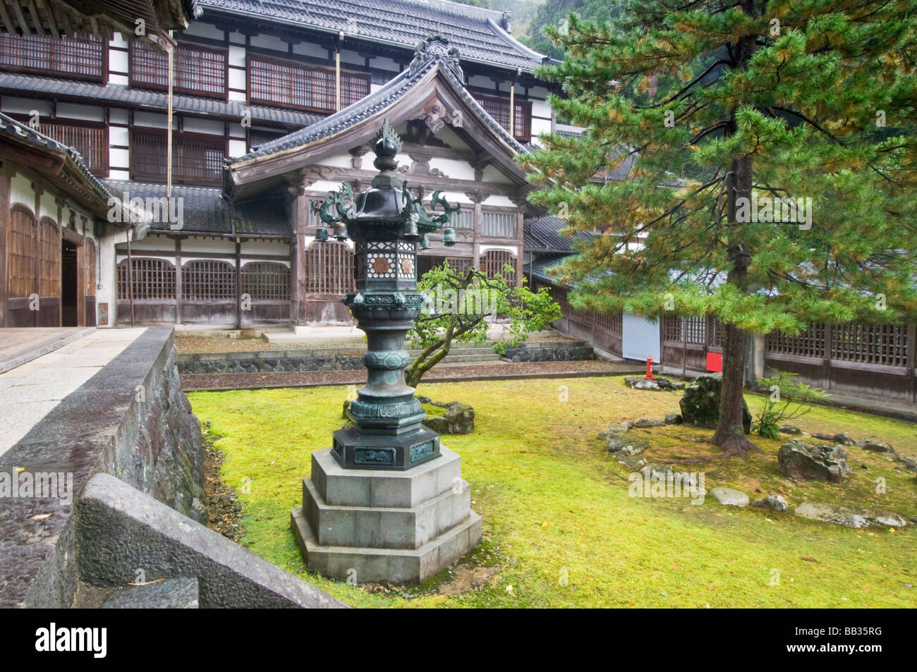Japna, Fukui, Eiheiji Temple Stock Photo - Alamy