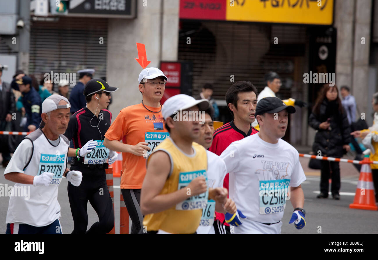 Funny marathon runners in costumes hi-res stock photography and images ...