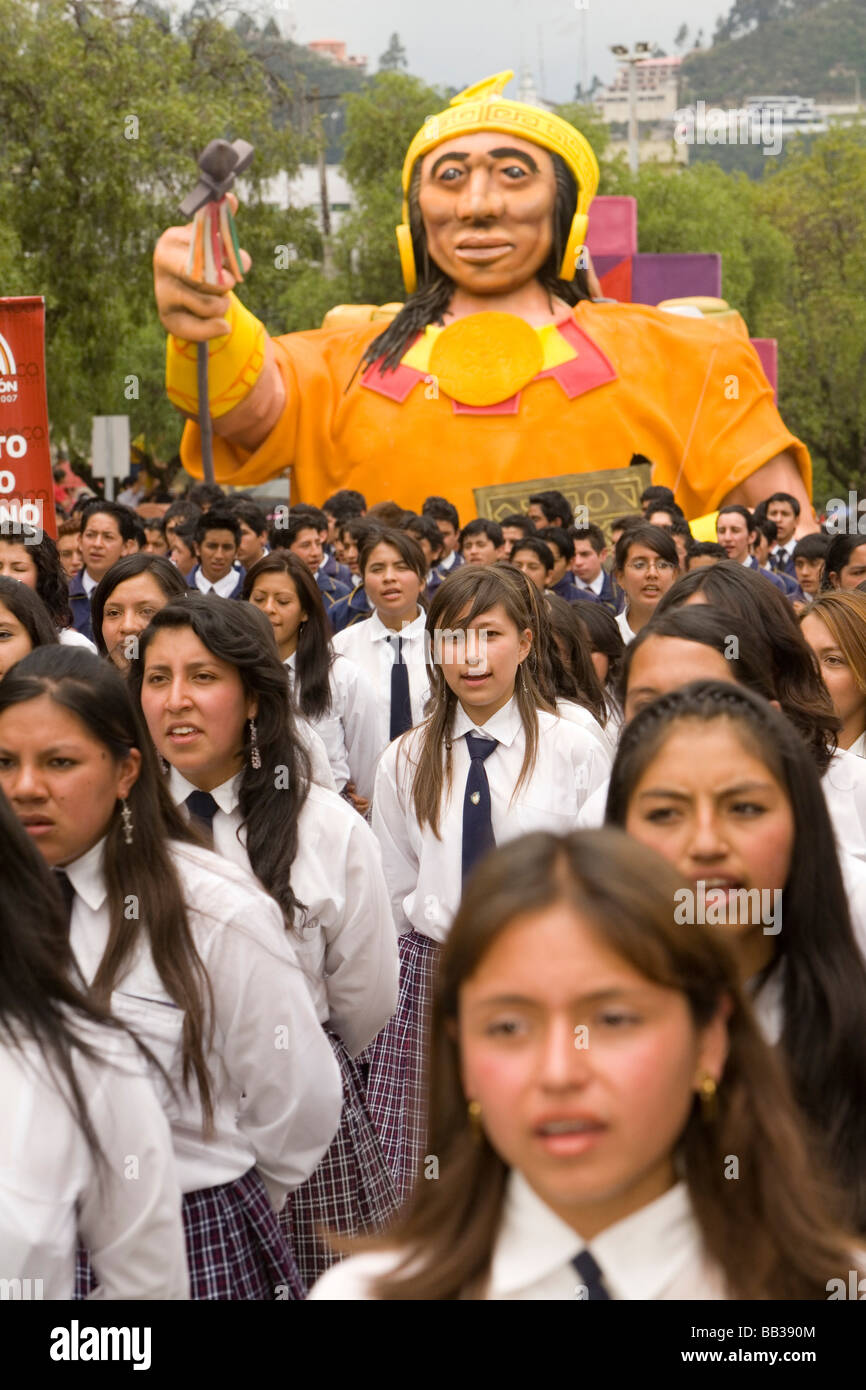 Ecuador school uniform hi-res stock photography and images - Alamy