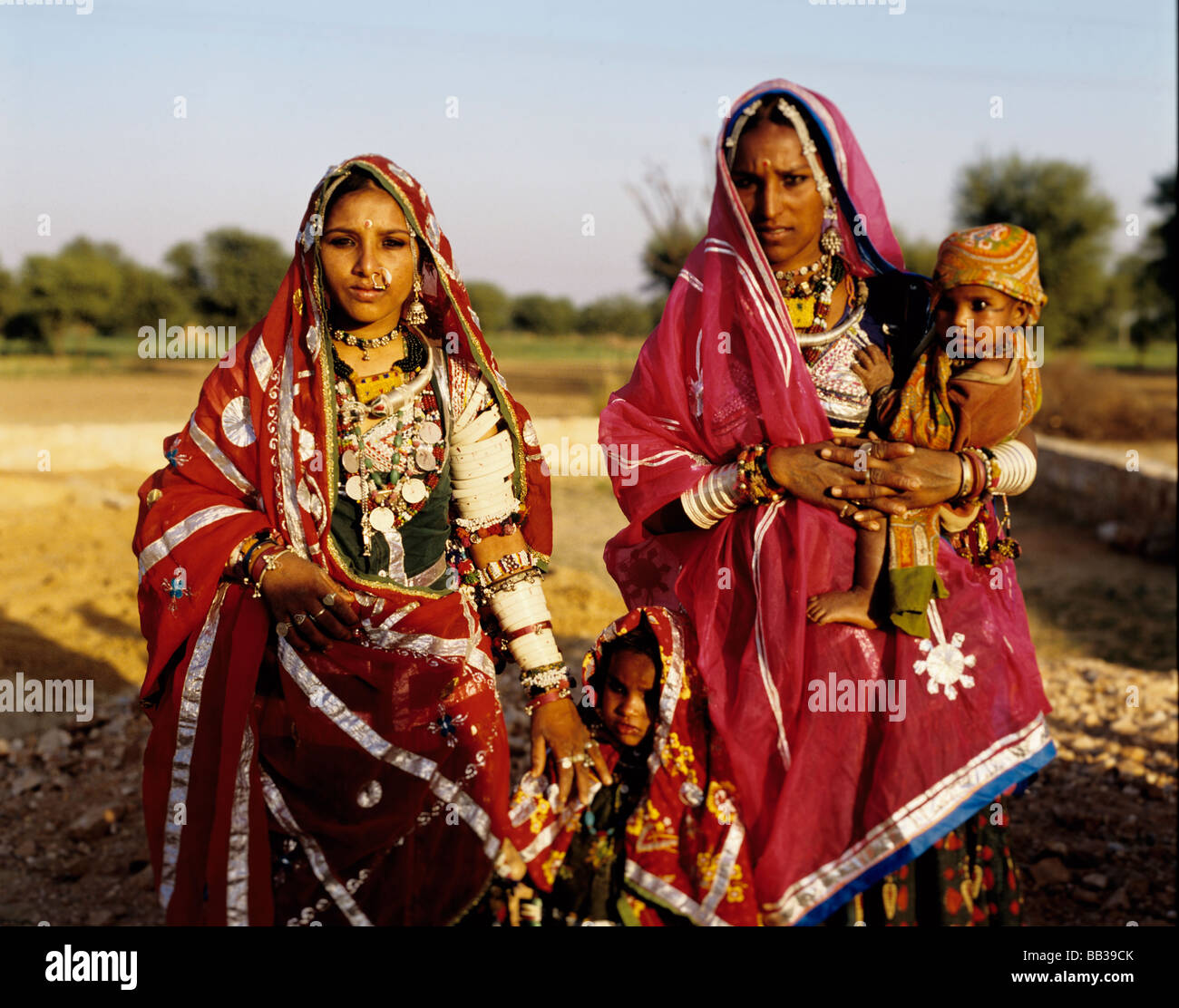 India Indian Banjara women in traditional costume with child Stock ...