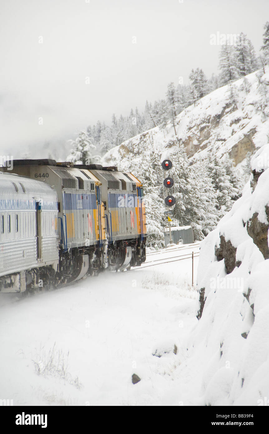 Canada via rail jasper hi-res stock photography and images - Alamy