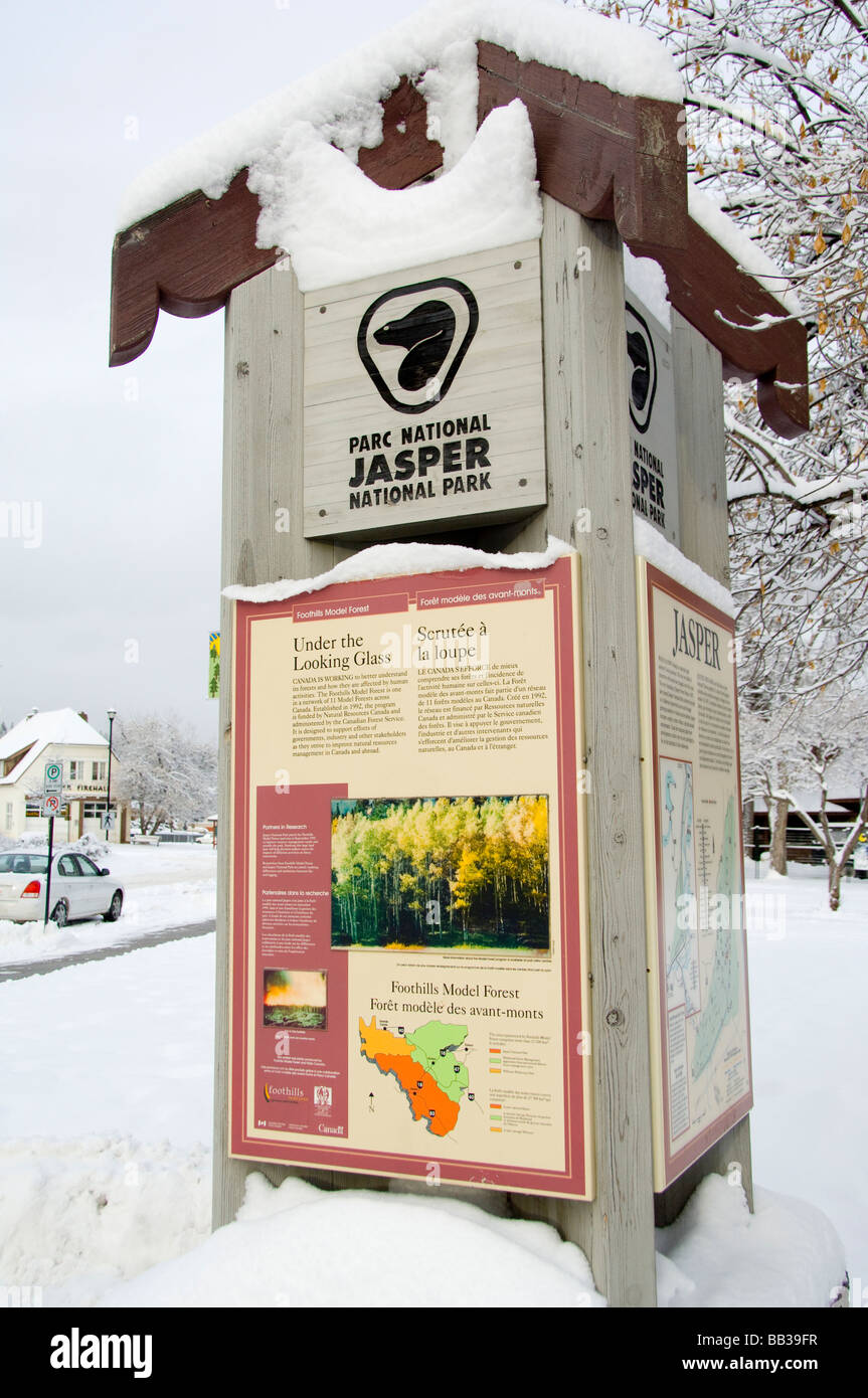 Canada alberta jasper downtown jasper hi-res stock photography and ...