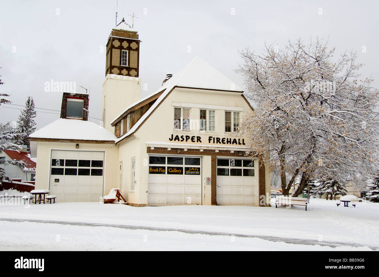 Downtown jasper town hi-res stock photography and images - Alamy