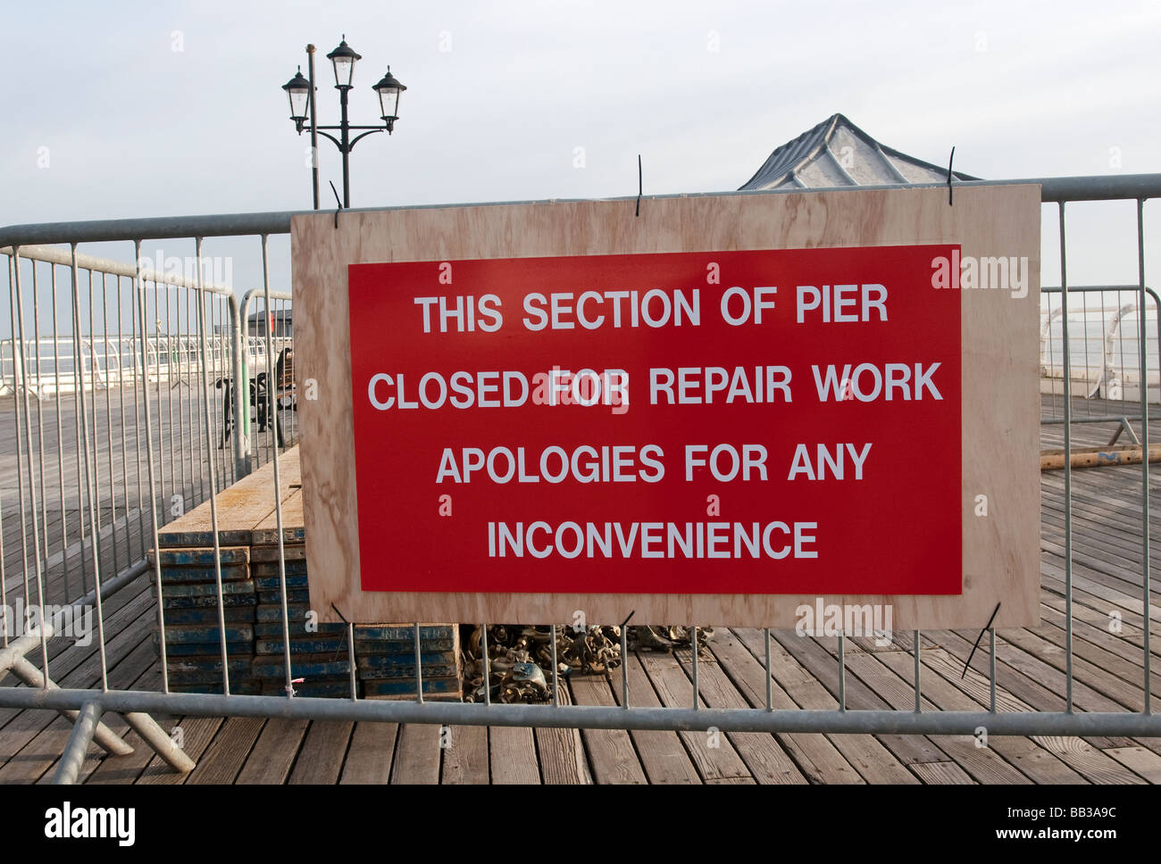 Repair pier hi-res stock photography and images - Alamy