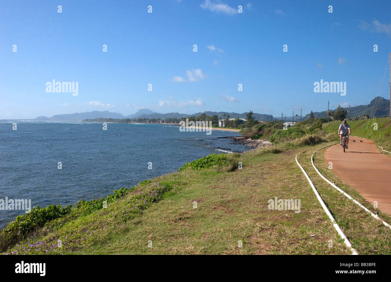 USA, Hawaii, Kauai, Old Kapaa Highway, northwest coast now walking and ...
