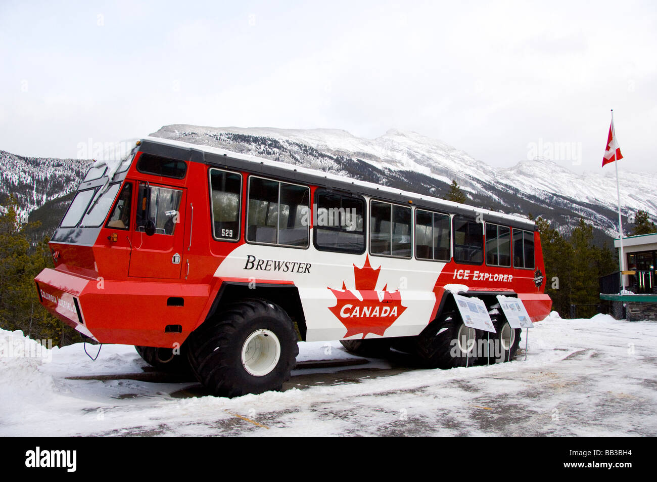 Canada, Alberta, Banff. Icefields buggy Stock Photo - Alamy