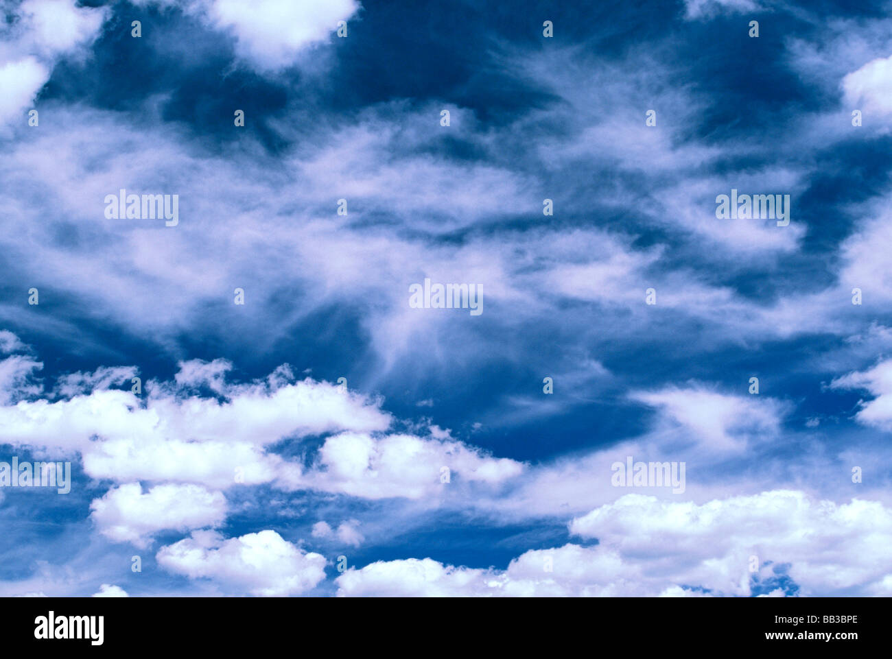 Cloud at sky hi-res stock photography and images - Alamy