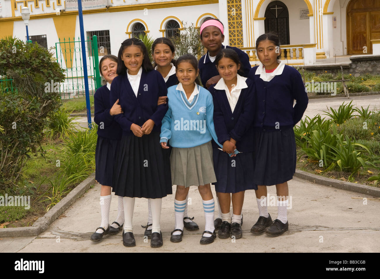 Ecuador school uniform hi-res stock photography and images - Alamy