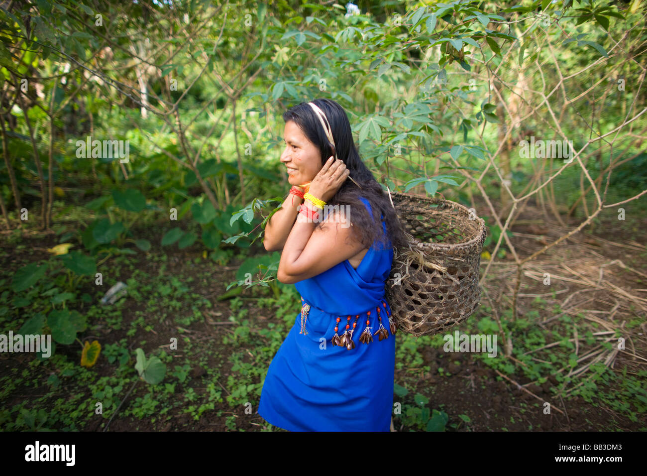 Shuar community hi-res stock photography and images - Alamy