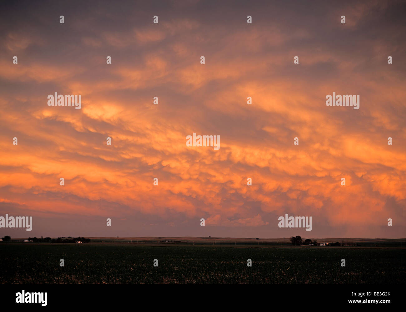 Anvil formation hi-res stock photography and images - Alamy