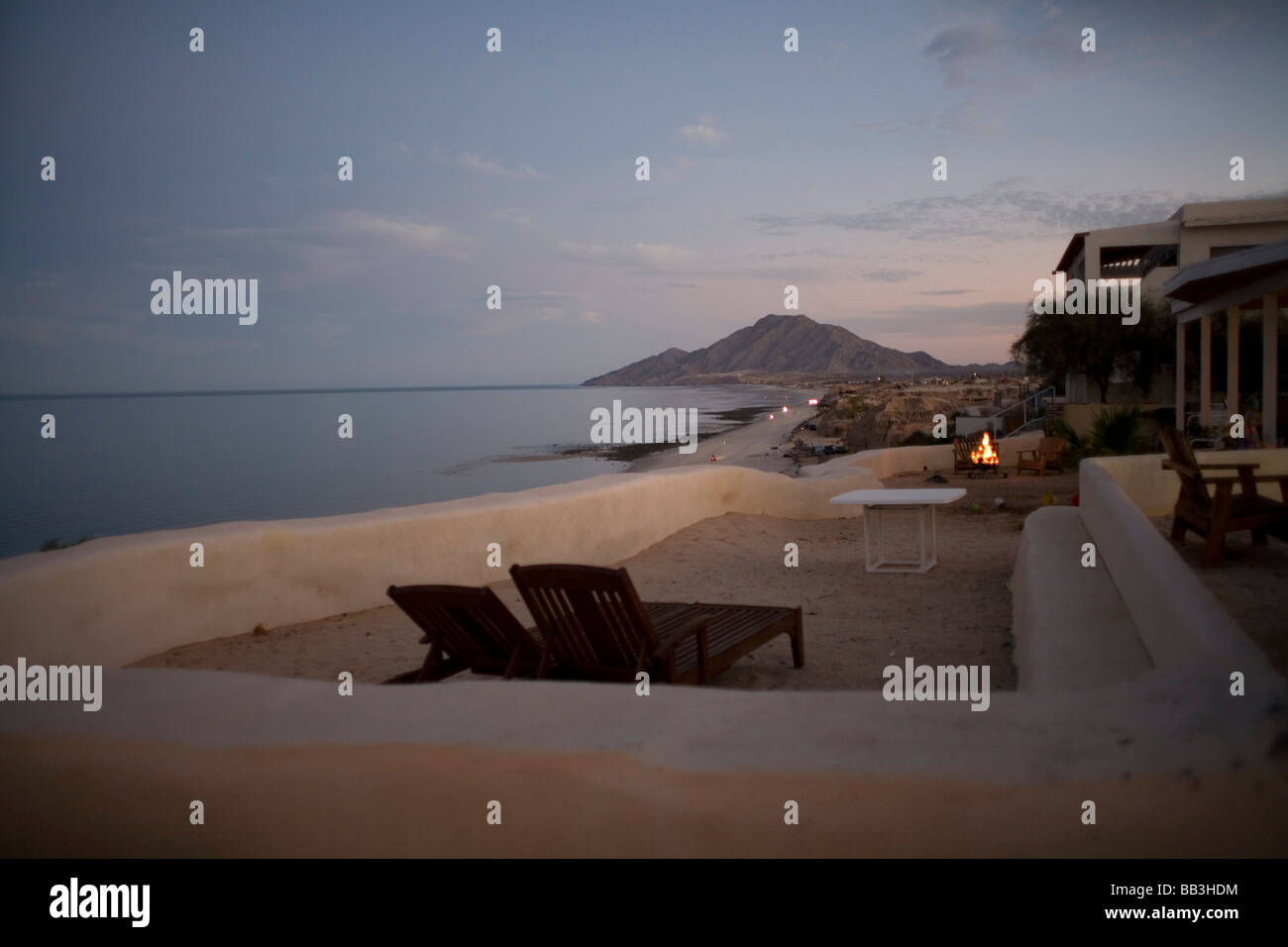 Ocean fire mexico hi-res stock photography and images - Alamy