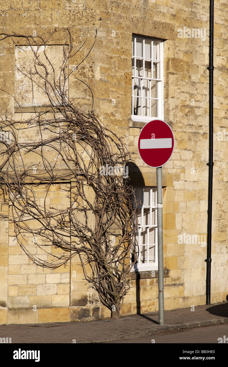 red with a white bar no entry circular traffic sign Stock Photo - Alamy