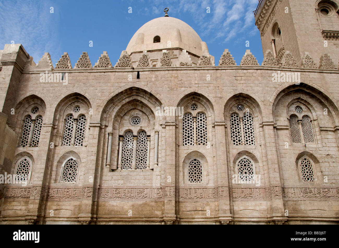 Egyptian islamic architecture islamic cairo hi-res stock photography ...