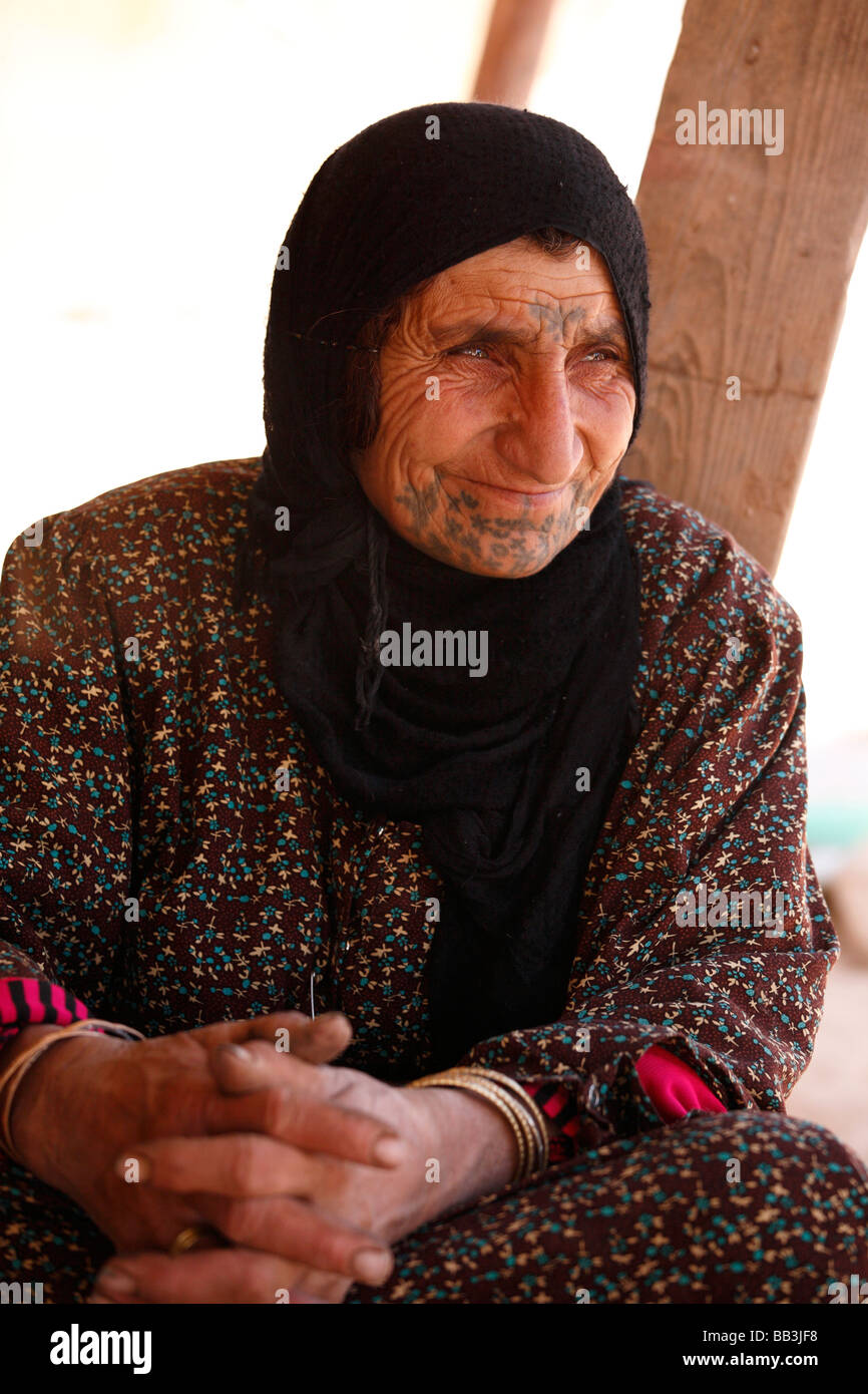 Bedouin woman hi-res stock photography and images - Alamy