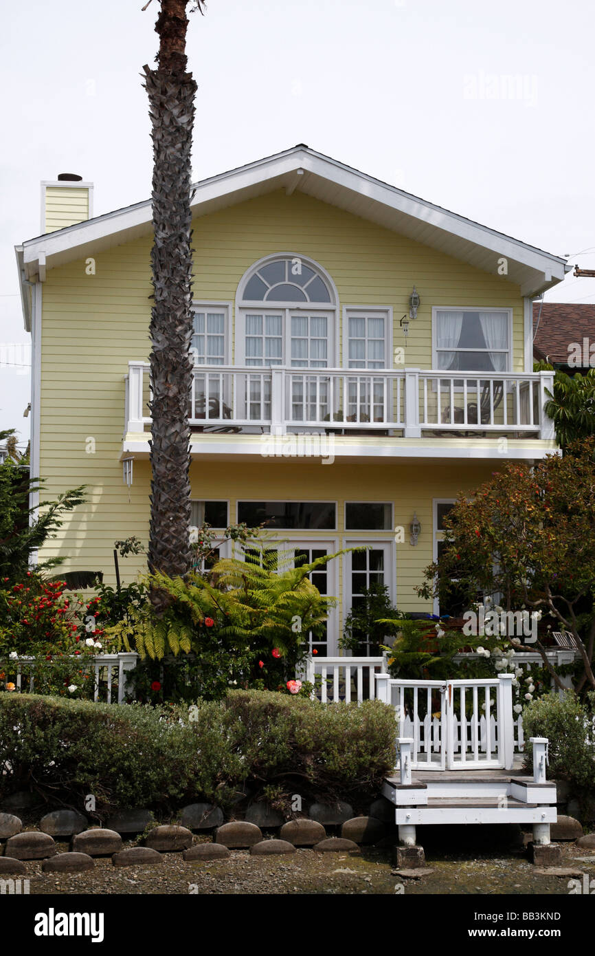 Typical american residential area hi-res stock photography and images ...