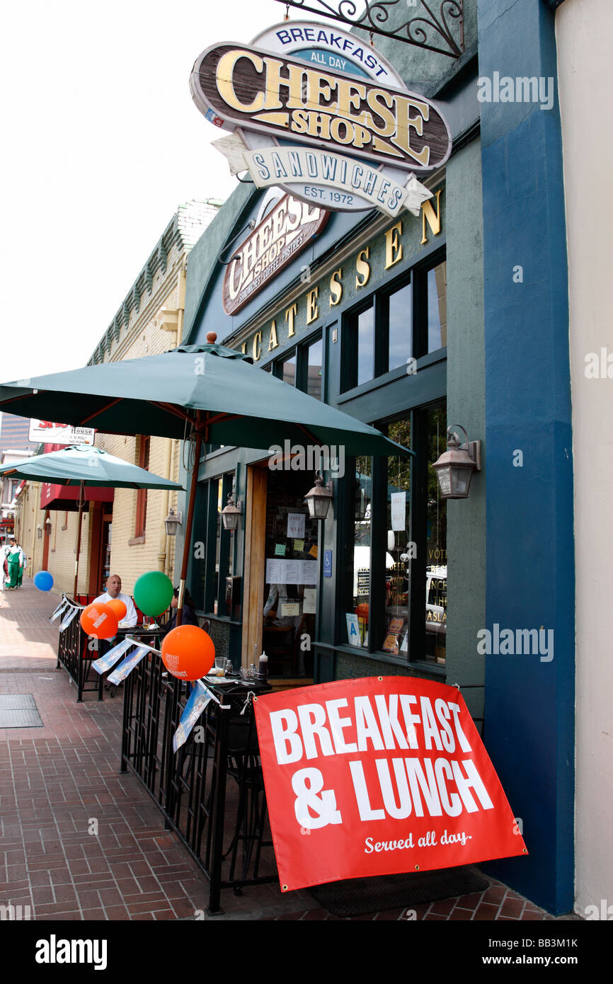Sandwich shop exterior hi-res stock photography and images - Alamy