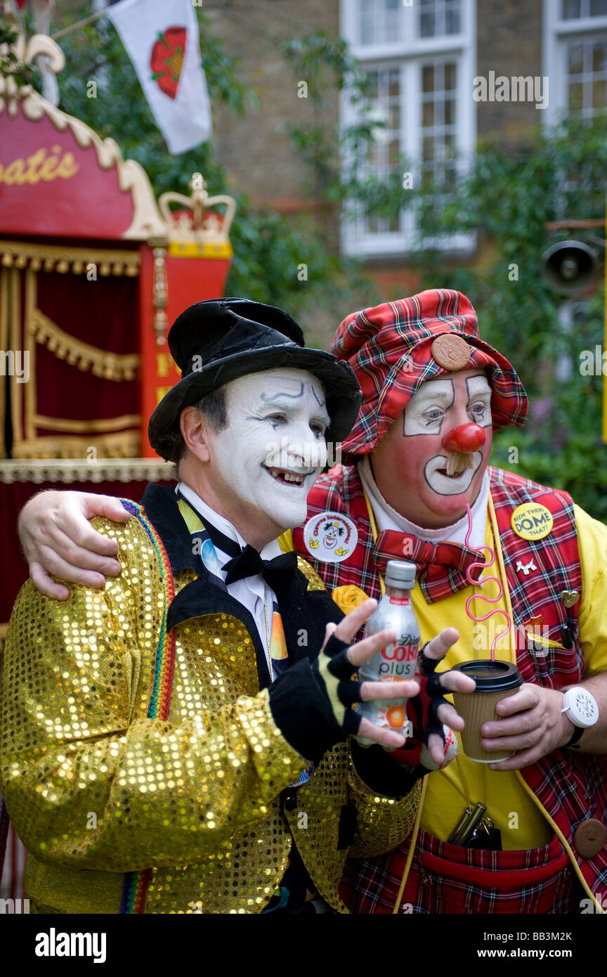 Two funny clowns hi-res stock photography and images - Alamy