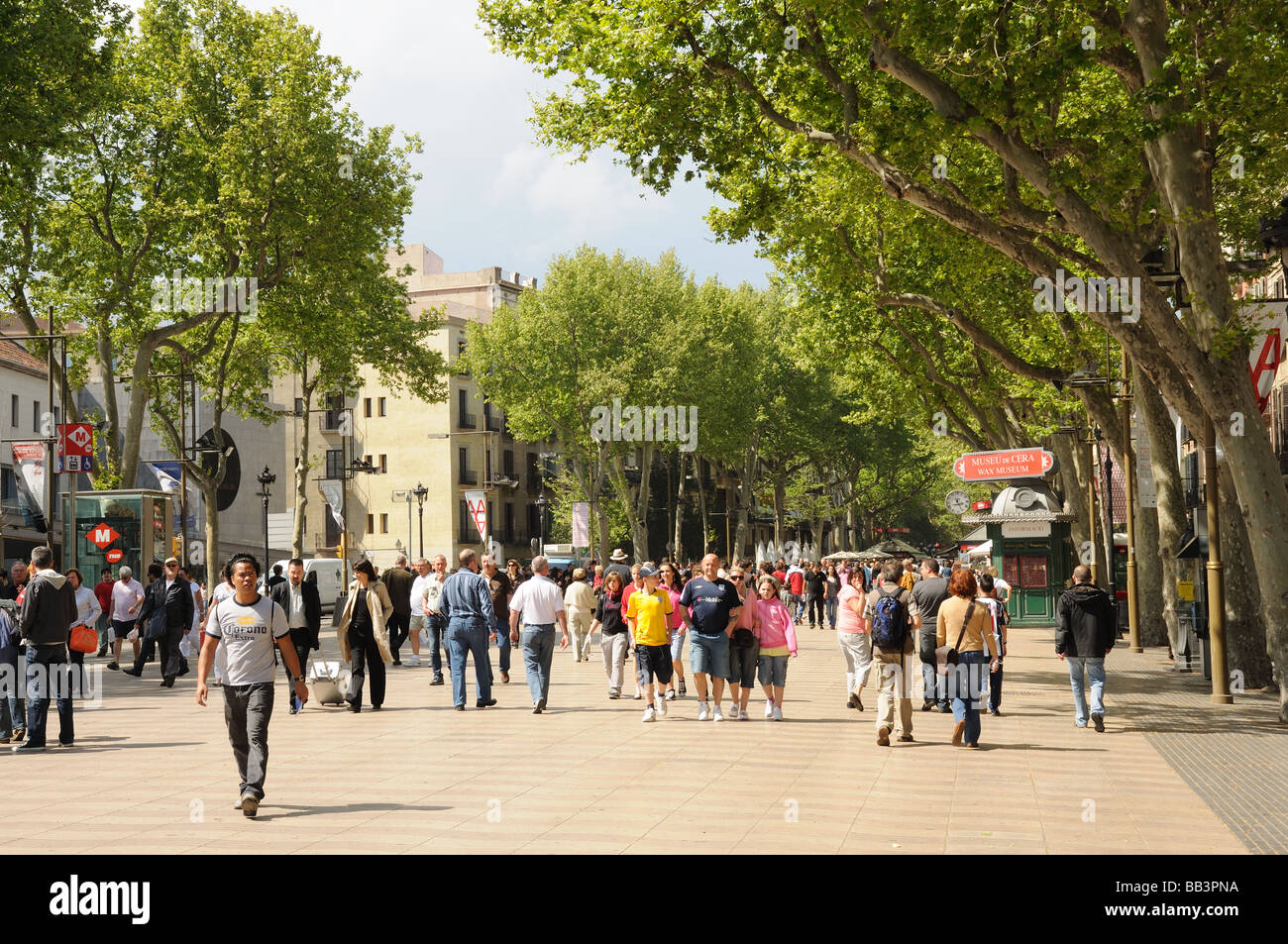 Mass tourism la rambla hi-res stock photography and images - Alamy