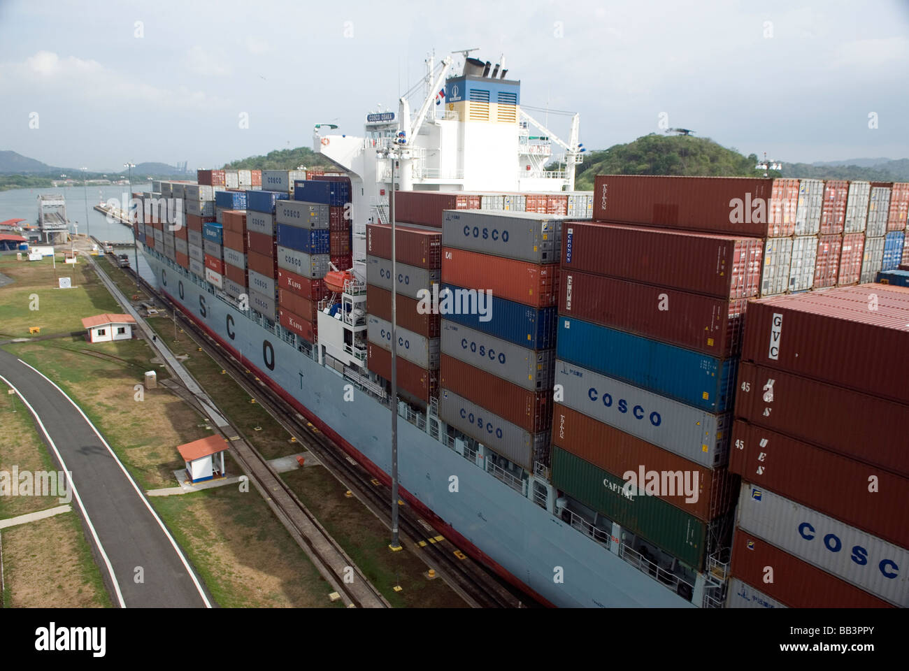 China cosco shipping panama hi-res stock photography and images - Alamy