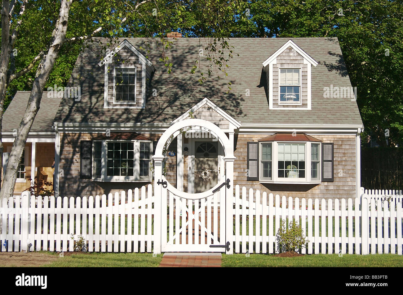 North America, USA, Massachusetts, Chatham. A shingled Cape Cod style ...