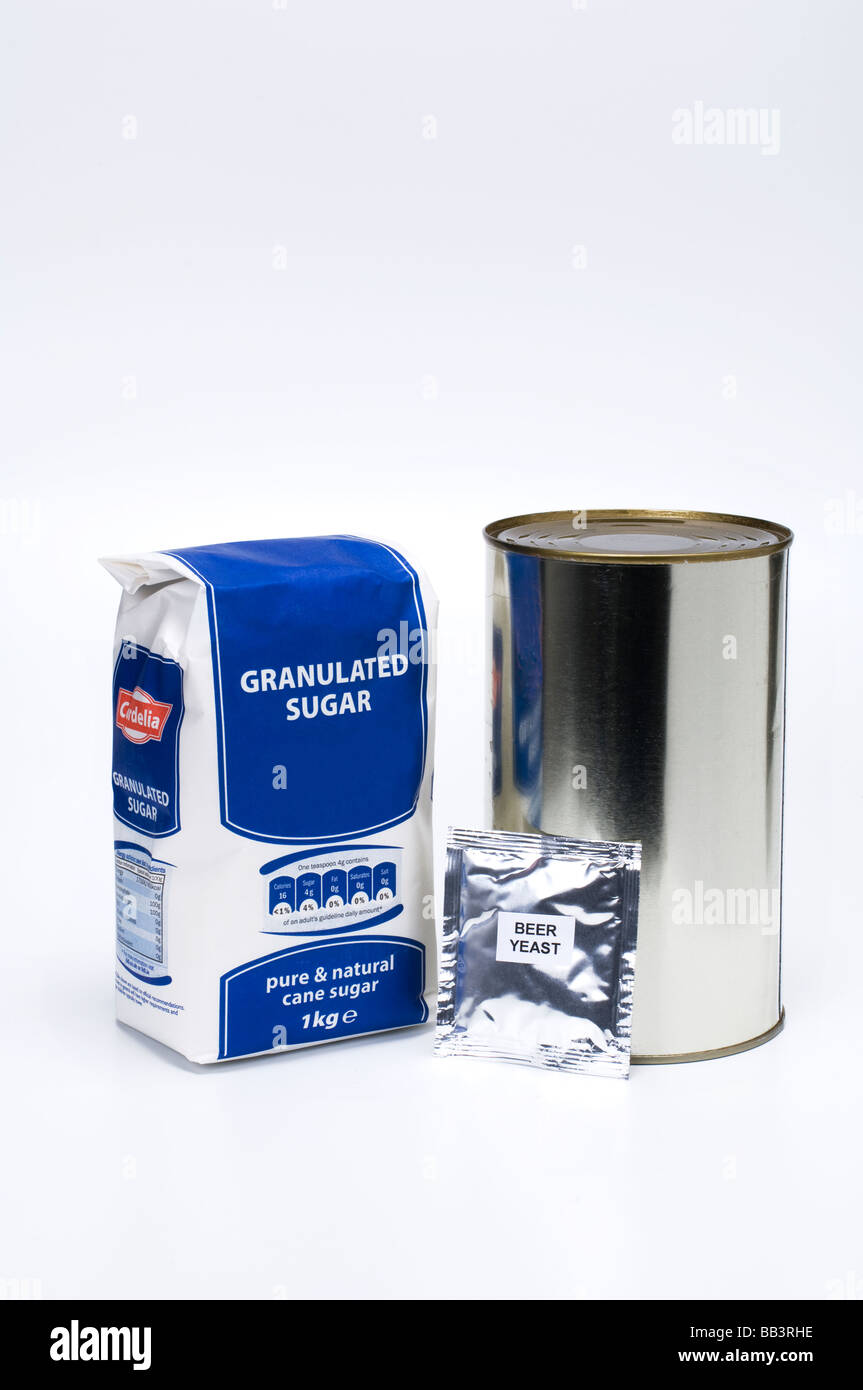 Home brewing of beer - the basic ingredients: a can of concentrate ...