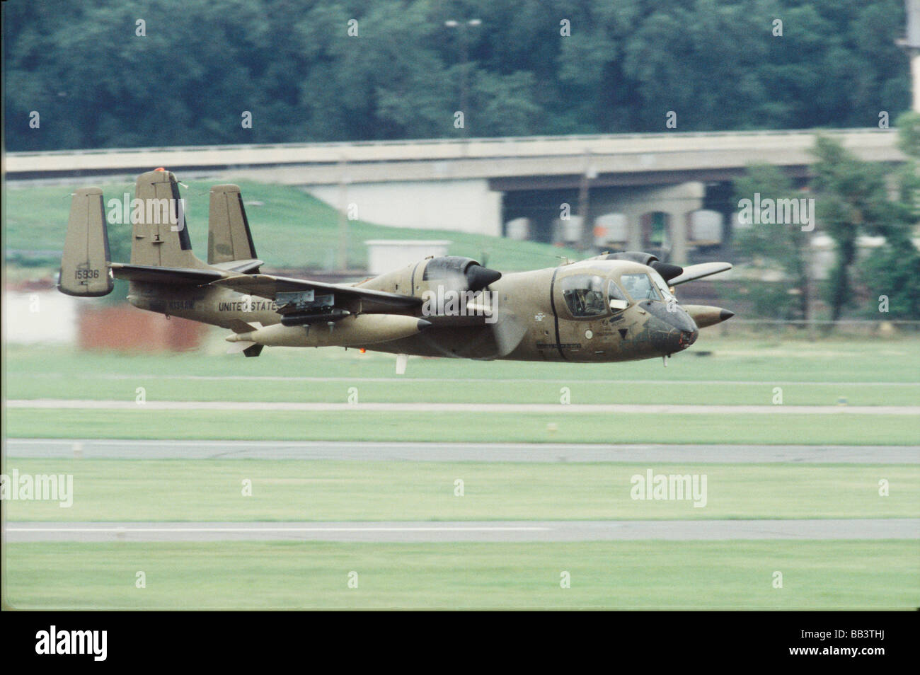 Grumman Ov 1 Mohawk Stock Photos & Grumman Ov 1 Mohawk Stock Images - Alamy