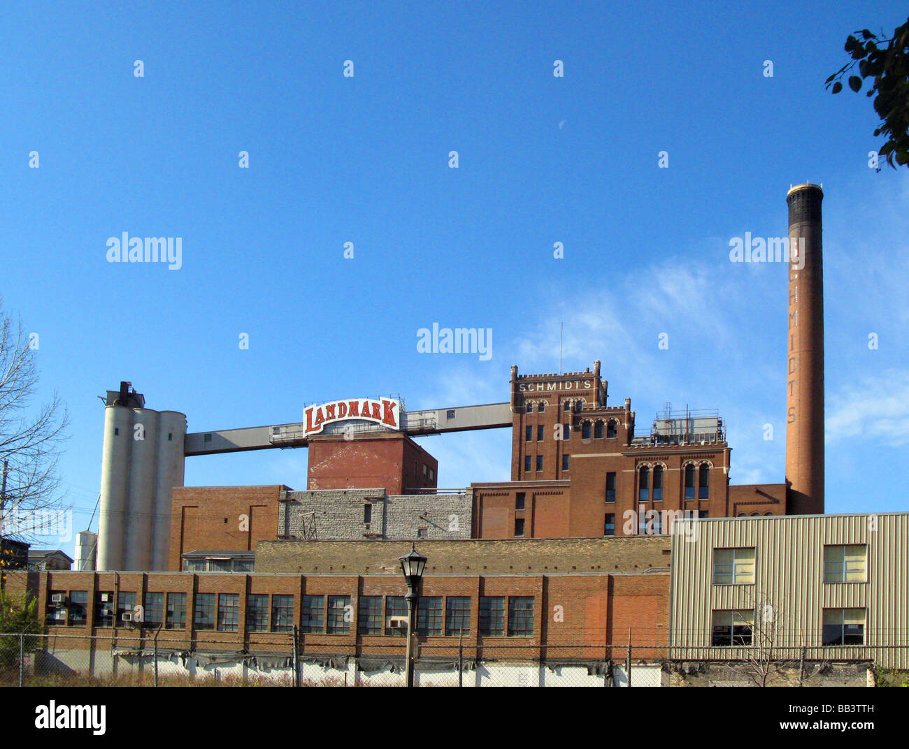 Landmark (Schmidt) Brewery Stock Photo - Alamy