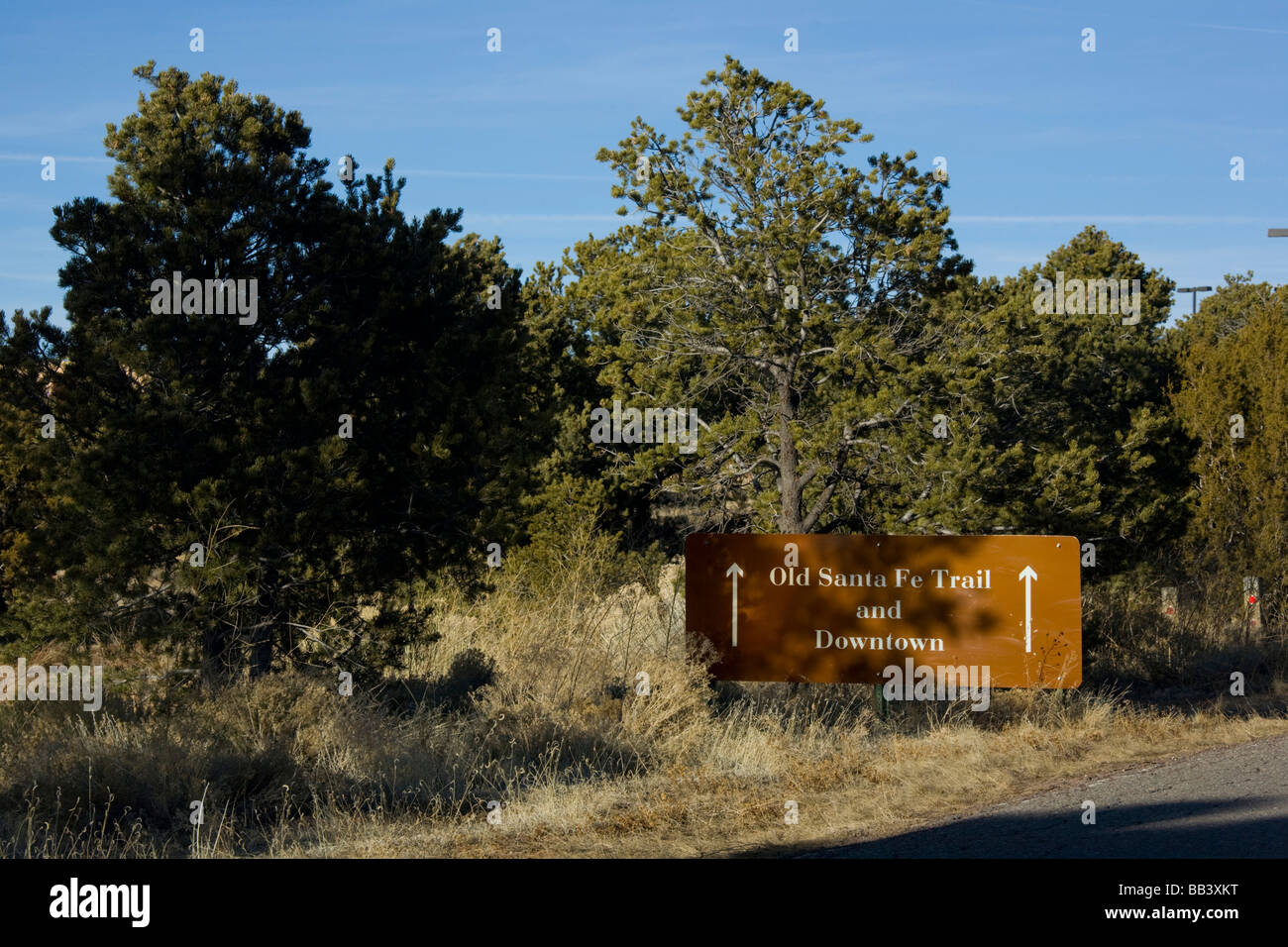 NA, USA, New Mexico, Santa Fe, Sign Leading Visitors to Downtown Santa ...