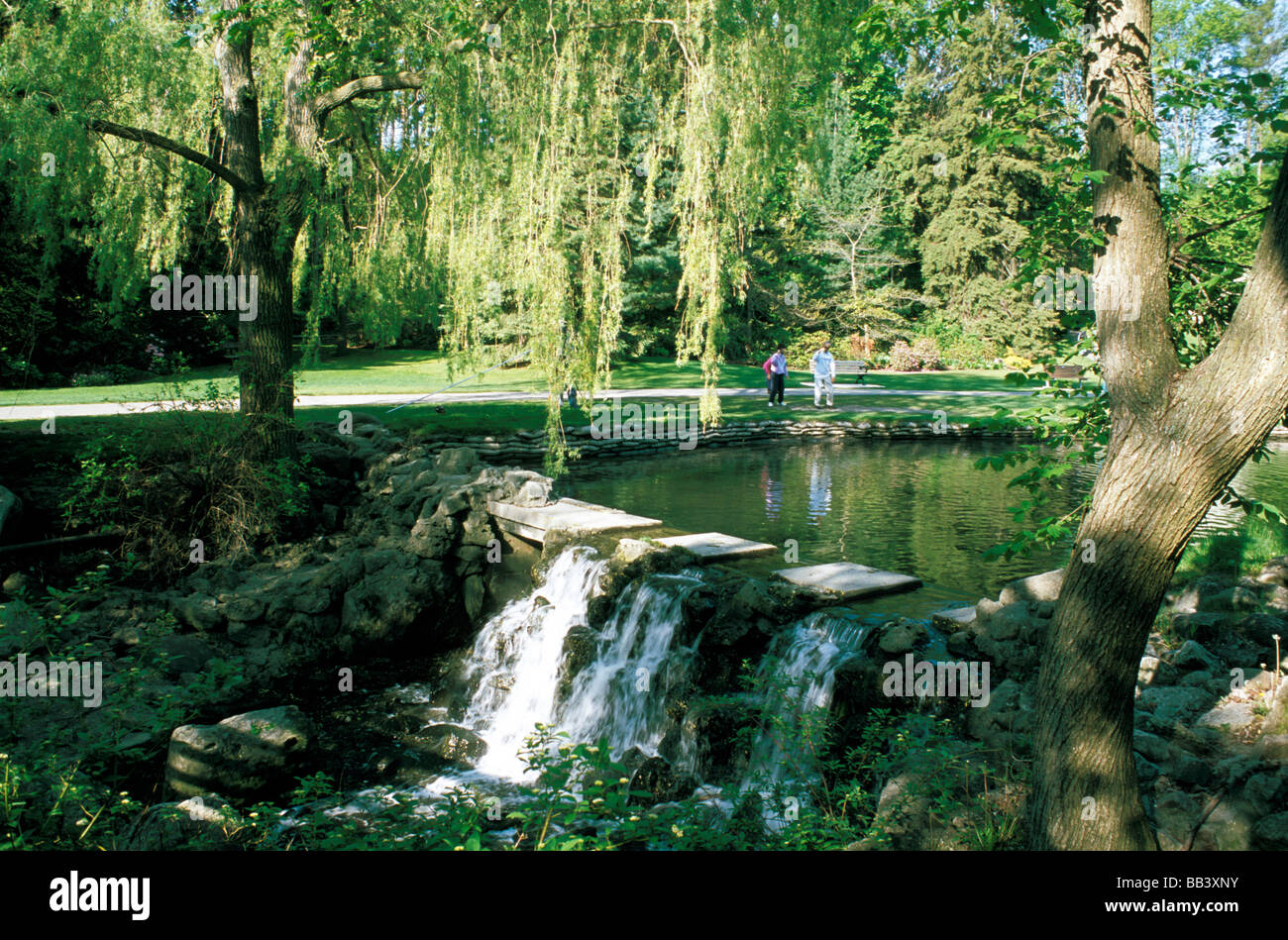 Edwards gardens toronto hi-res stock photography and images - Alamy