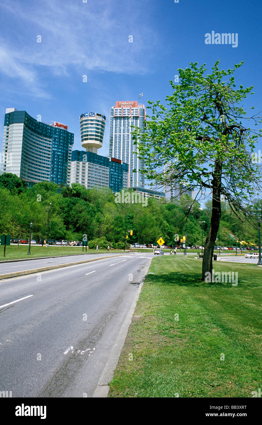 North America, Canada, Ontario, Niagara Falls. River road Stock Photo ...