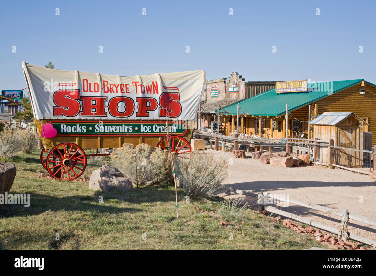 UT, Ruby's Inn, Old Bryce Town, a tourist attraction Stock Photo - Alamy