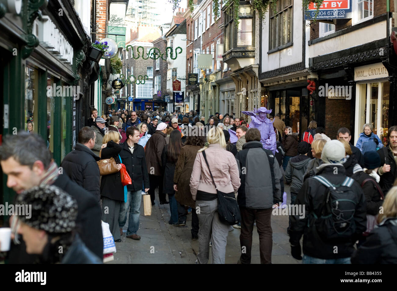 Crowded street scene York Yorkshire UK 2008 Stock Photo - Alamy