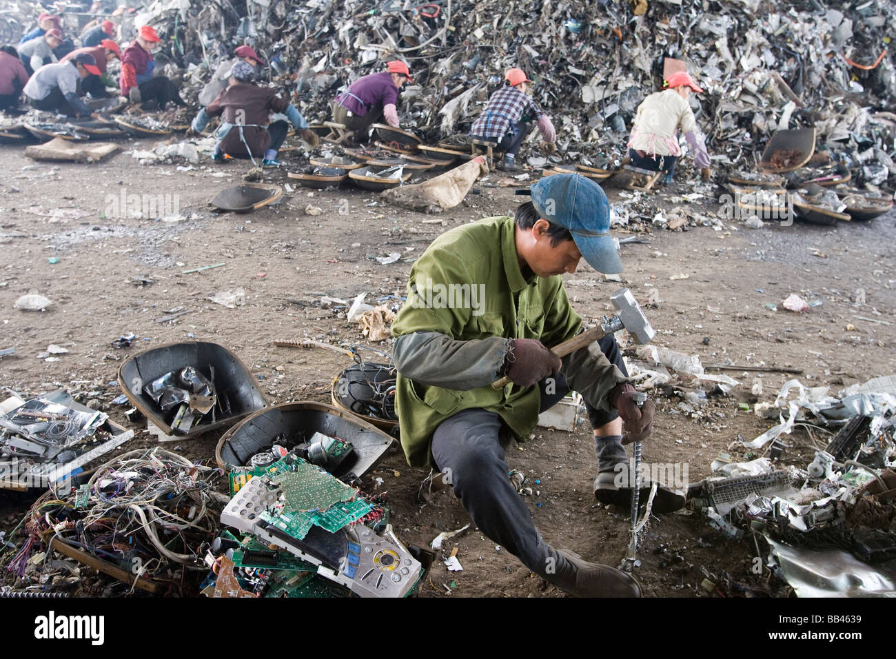 Electronics Scrap recycling in China Stock Photo - Alamy