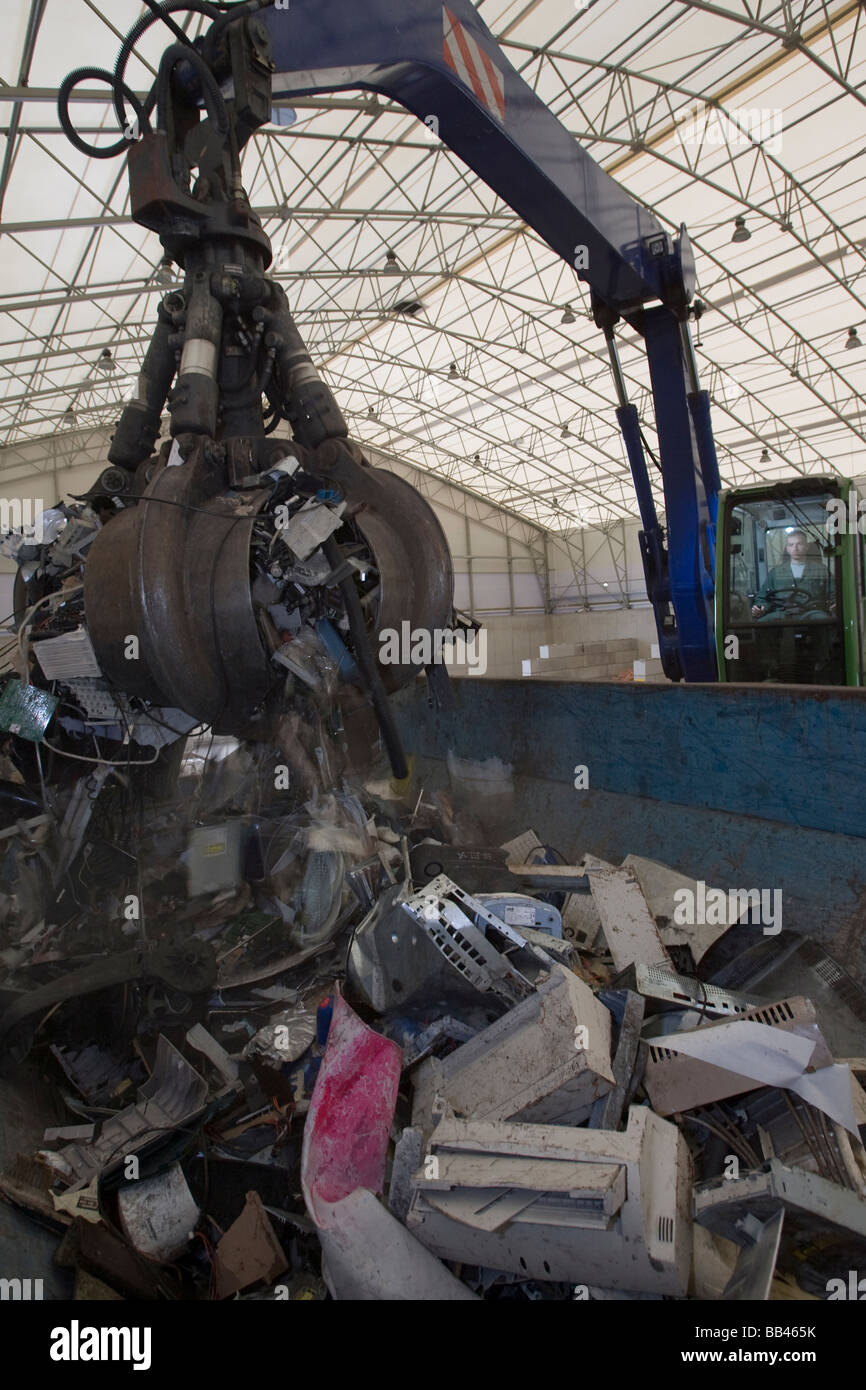 E waste recycling facility hi-res stock photography and images - Alamy