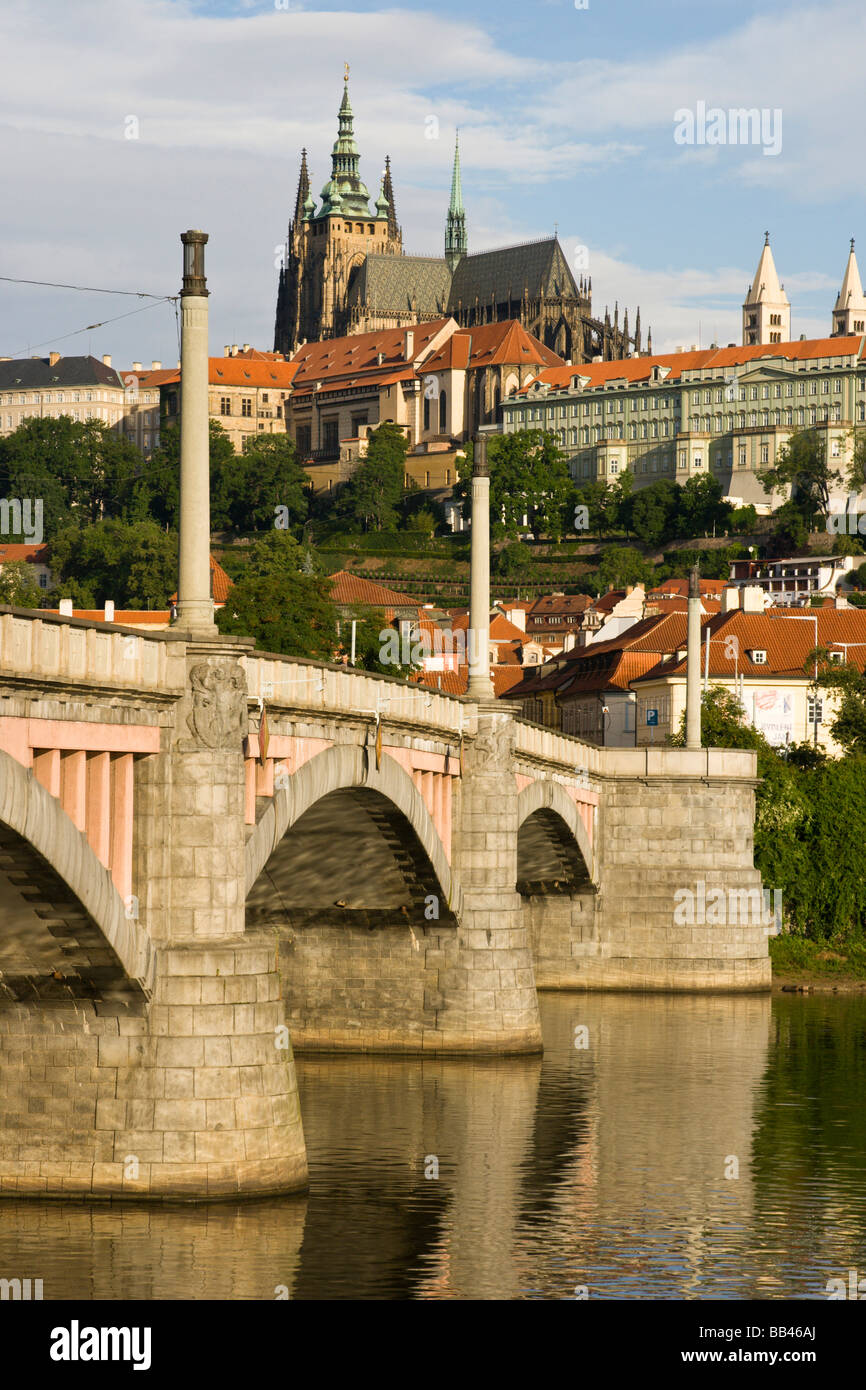 Manes Bridge with the St Stock Photo - Alamy