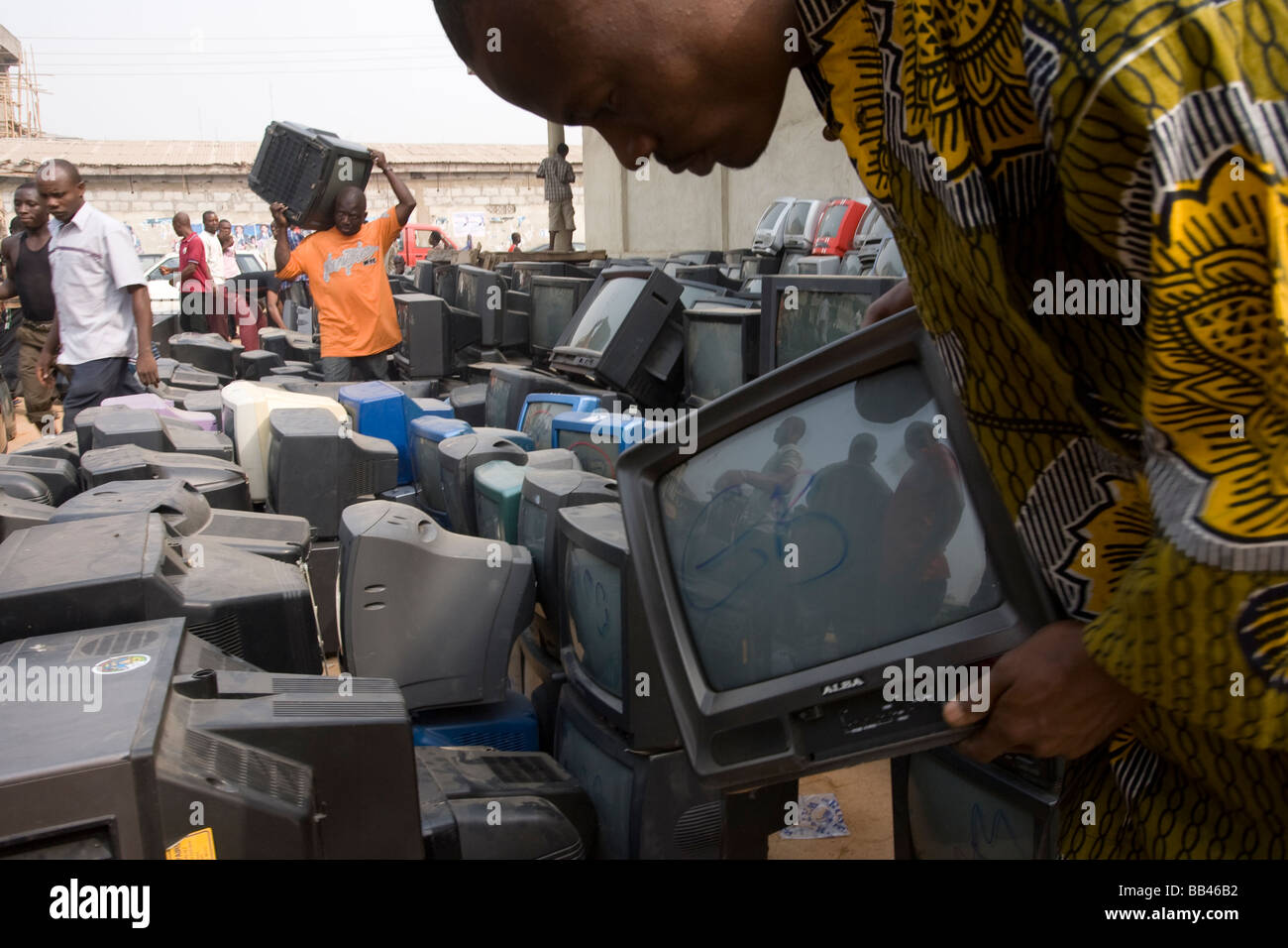Computer market in Nigeria Stock Photo - Alamy
