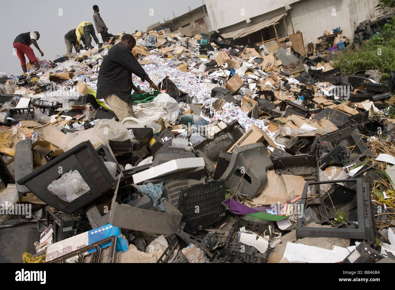 Computer market in Lagos, Nigeria Stock Photo - Alamy
