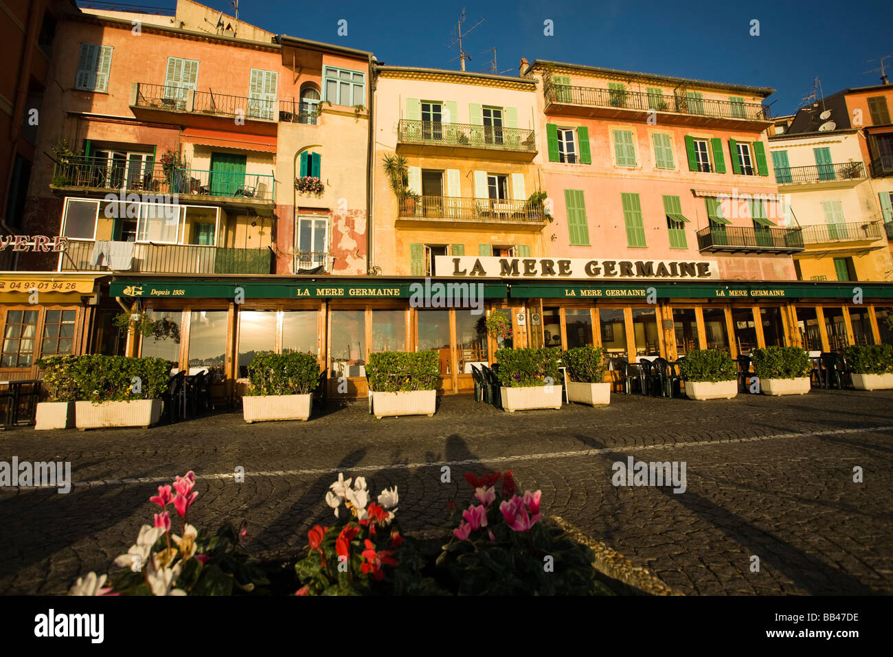 Villefranche sur mer promenade south france hi-res stock photography ...