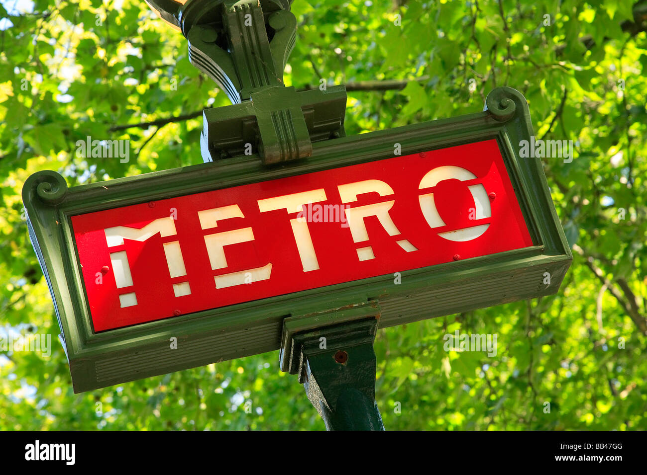 METRO SIGN IN PARIS FRANCE Stock Photo - Alamy