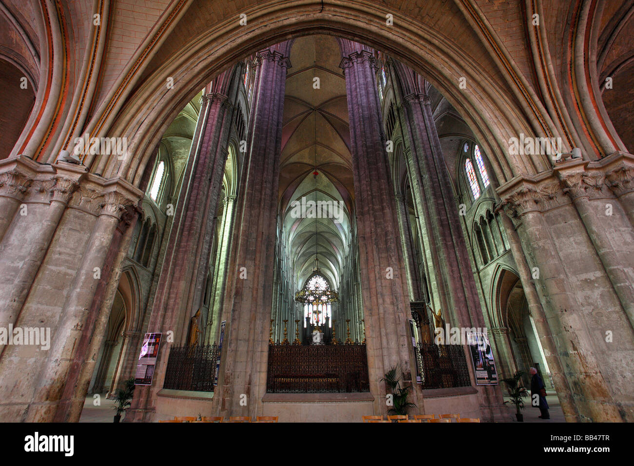 CATHEDRAL SAINT ETIENNE BOURGES FRANCE Stock Photo - Alamy