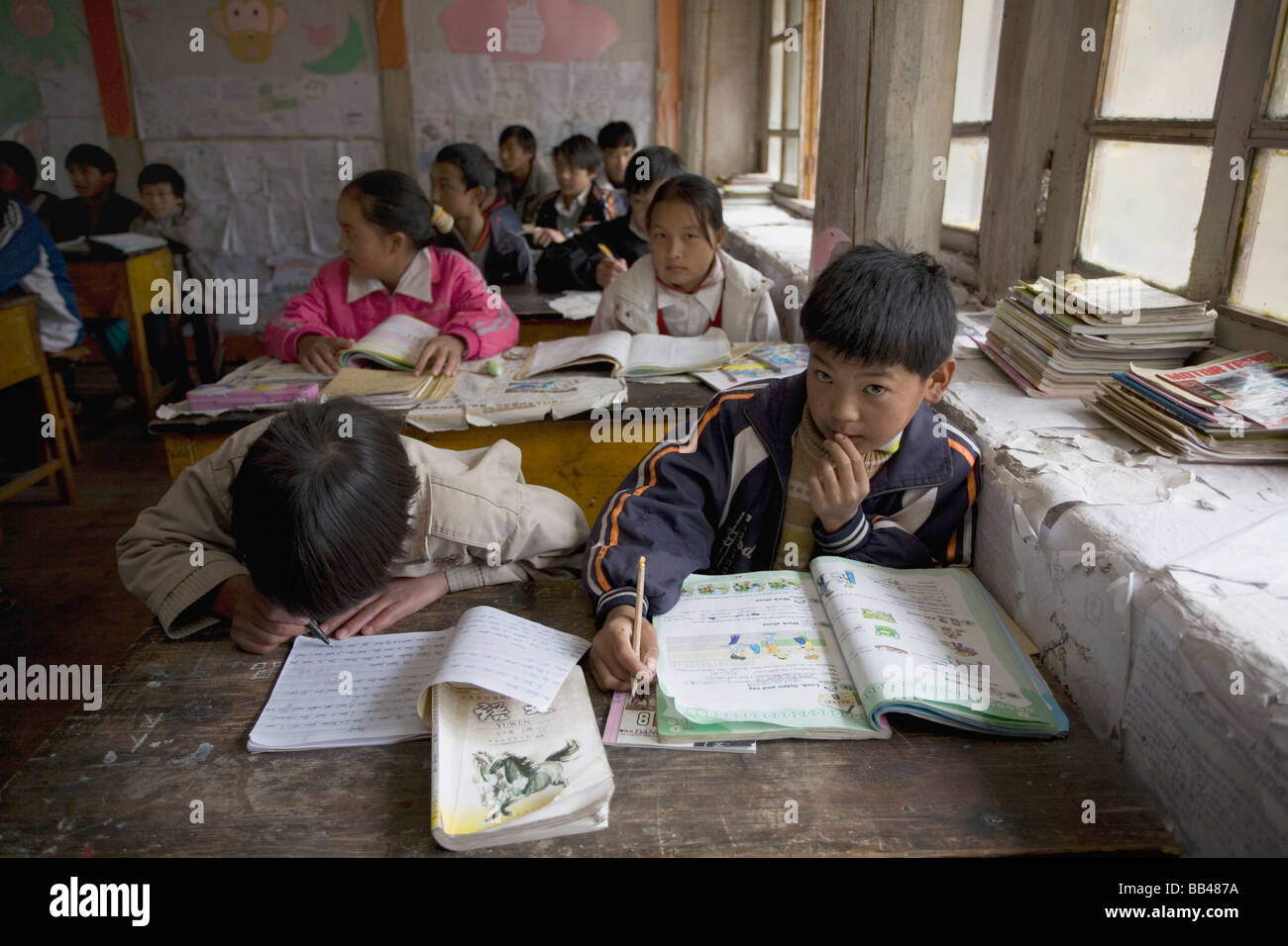 Children in a rural school in Yunnan Province, China Stock Photo - Alamy