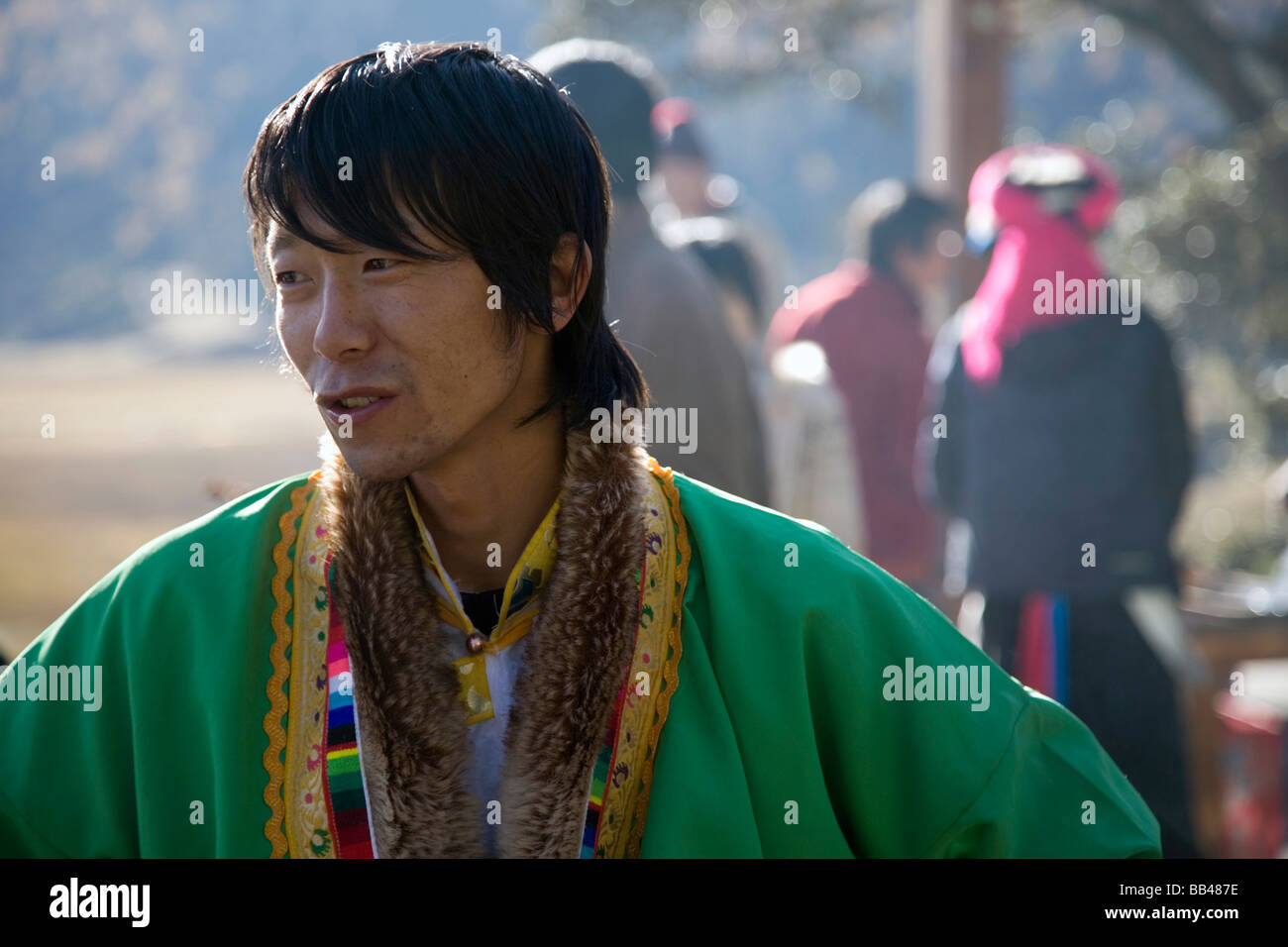 China tour guide hi-res stock photography and images - Alamy