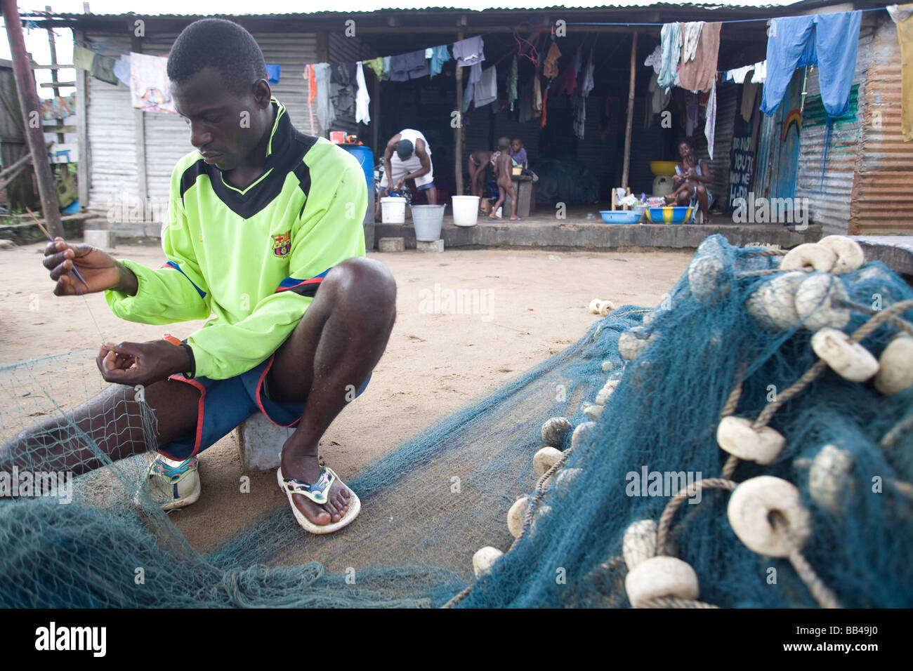 Life in the Monrovian fishing community of West Point in Liberia Stock ...