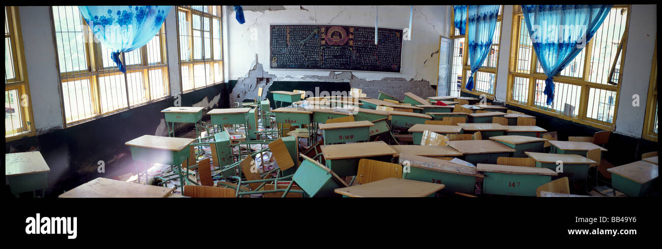 Beichuan china earthquake hi-res stock photography and images - Alamy